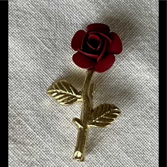 Jewelry | Vintage Metal Dark Red Rose Pin With Gold Tone Setting | Poshmark